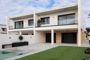 How Limestone Is Used in Building: Main Applications and Formats